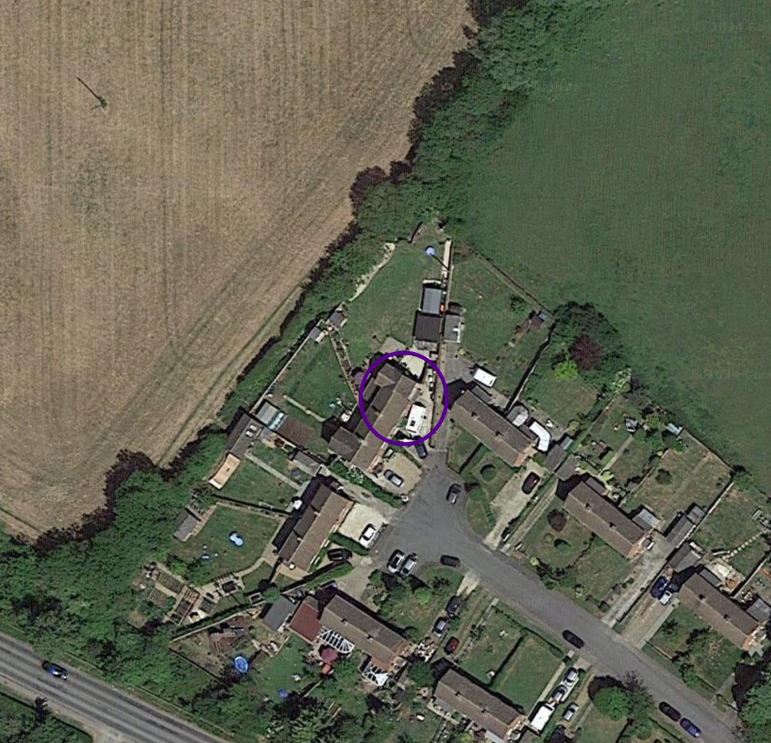 Marsh End, Tetsworth 4 bed semi-detached house - £550,000